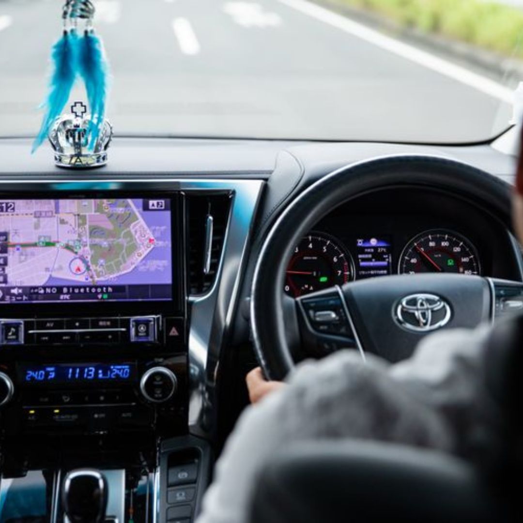 Japan Car Rental Guide: Airport Pick-up & Options with Driver