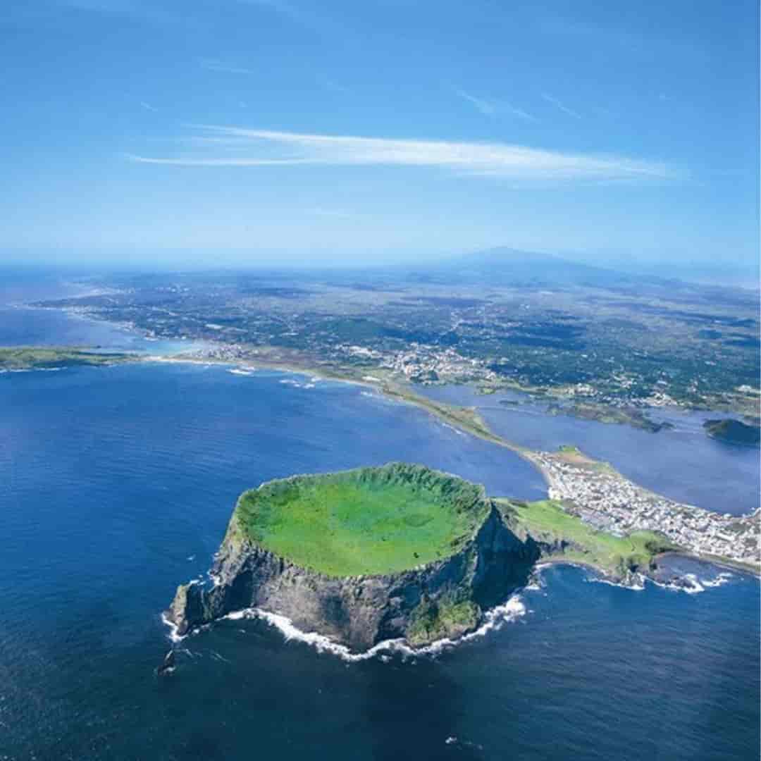 7 Best Jeju Island Tours with English-Speaking Guide